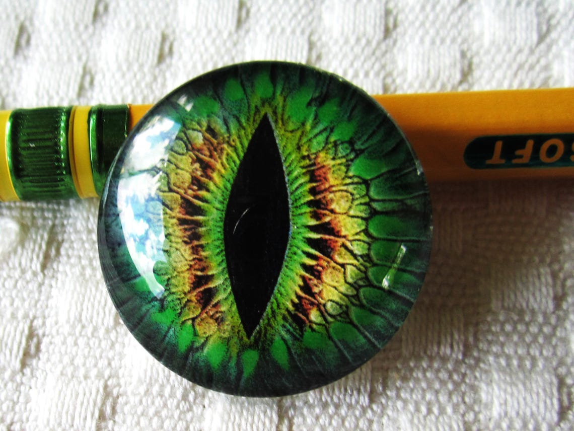 Cabujón de ojo de dragón verde: Ojo de cristal para joyería y escultura ...