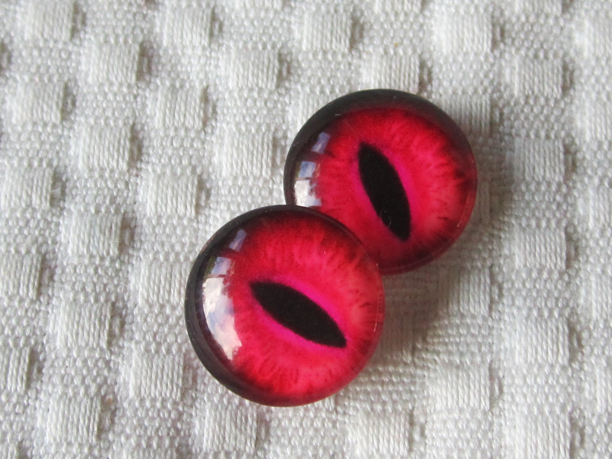 Spooky Red Eyes