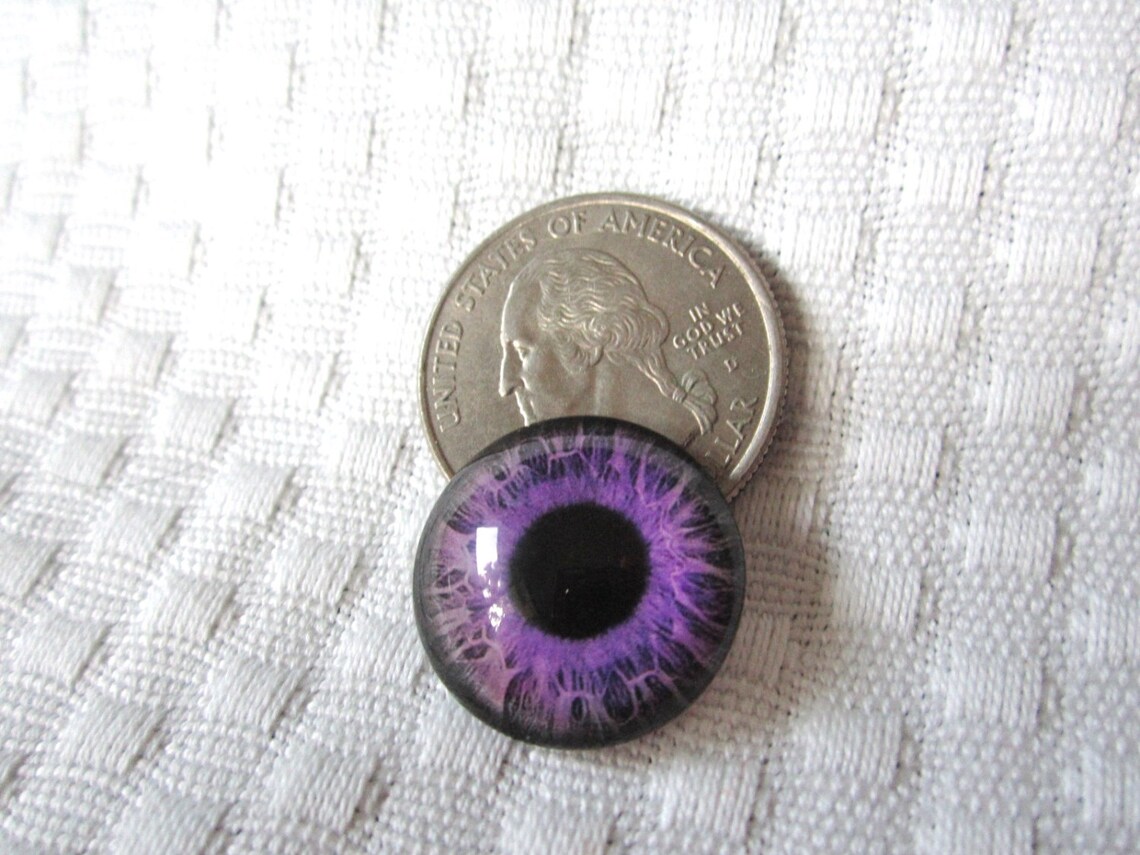 Two 20mm Glass Eyes - Etsy
