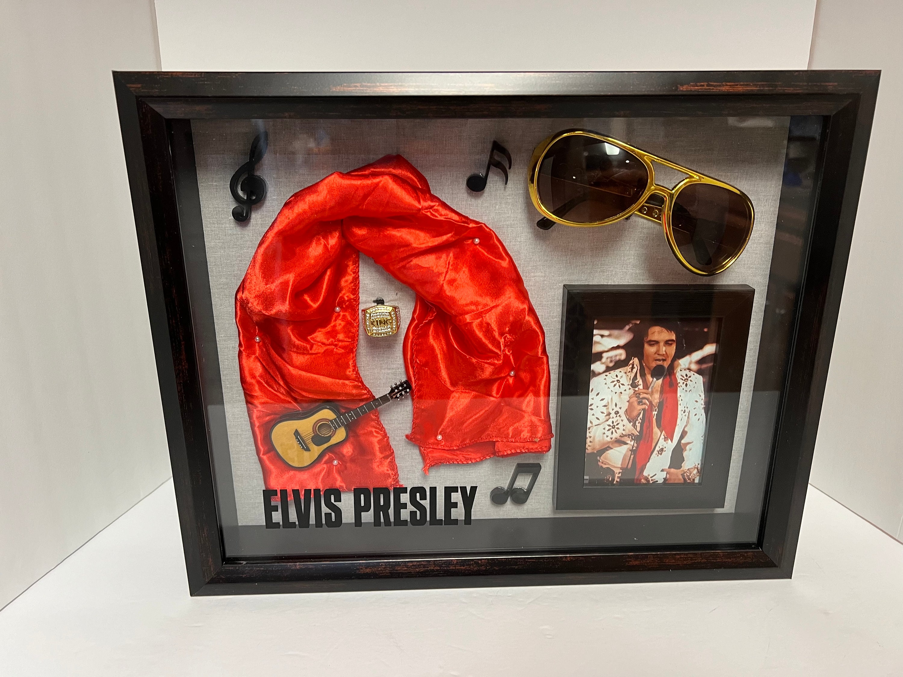 Elvis Presley the King Shadow Box Display Case - Etsy