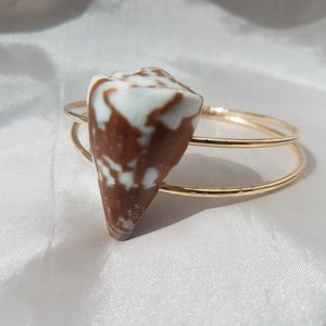 Double Barrel Cone Shell Bangle - Etsy