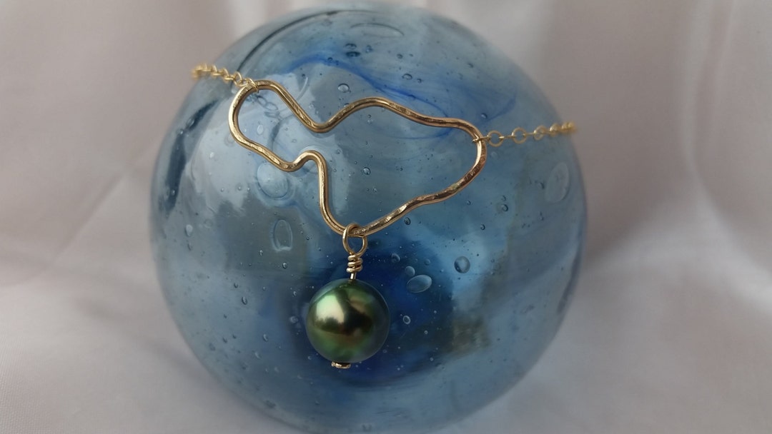 Hammered Maui Necklace With a Tahitian Pearl. - Etsy