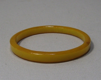 Vintage Bakelite Bracelet Cream Spacer Mint Condition SALE - Etsy