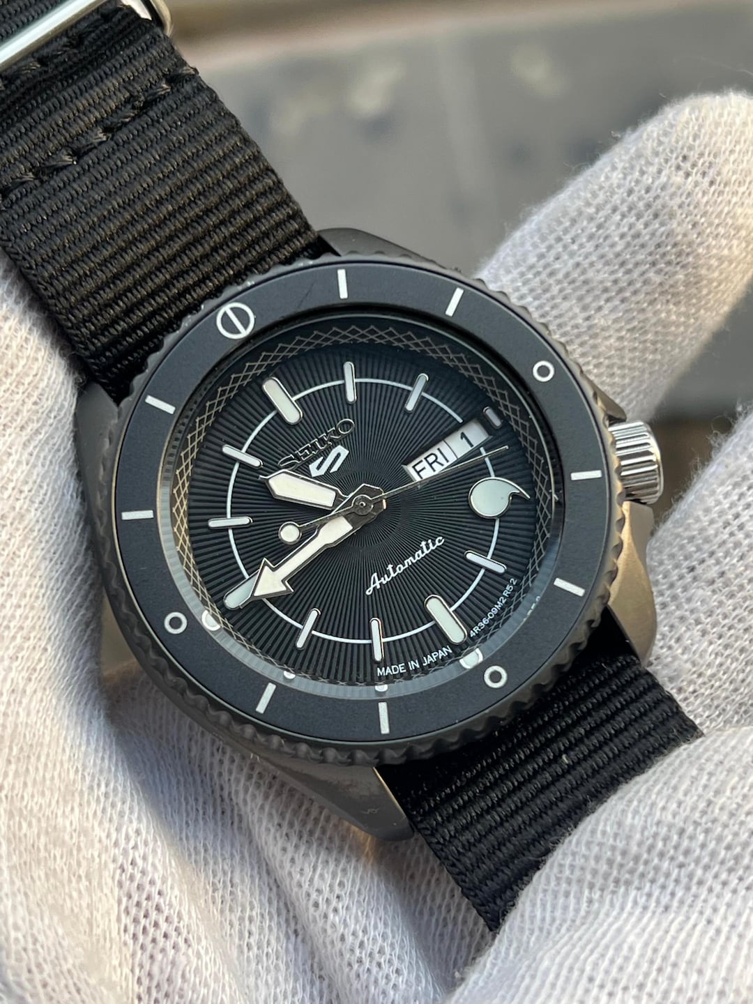 Seiko 5 Sports Automatic Naruto & Boruto / Sarada Uchiha Black Men's ...