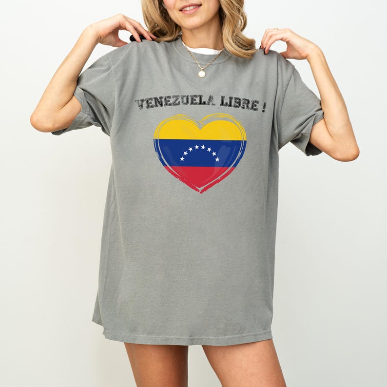 Venezuela Libre Shirt | Captured Live Maduro Graphic Crewneck ...