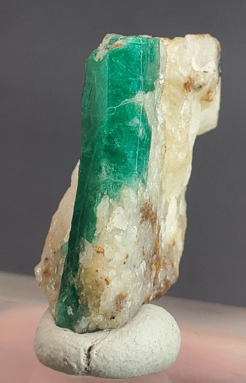 Natural Emerald Specimen From Pakistan 35 Carats - Etsy