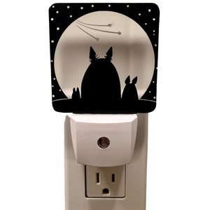 TOTORO Shooting Star Plug-in LED Night Light With Dusk-dawn Sensor ...