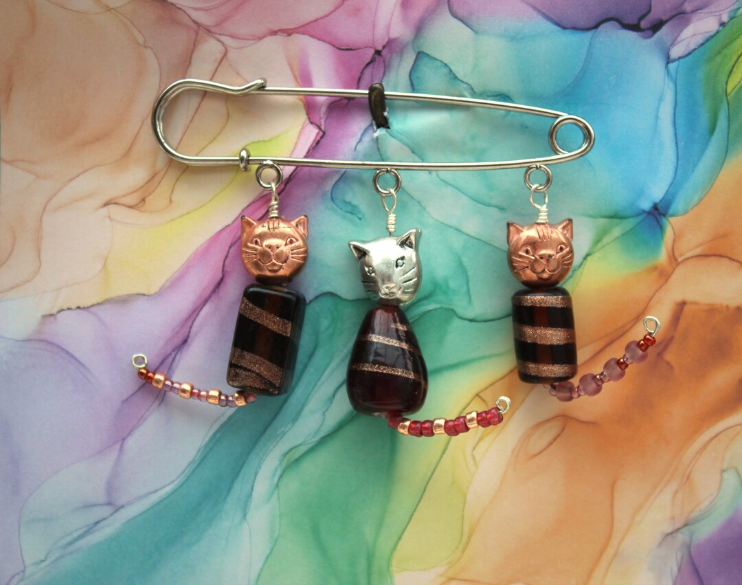 Adorable Cat Kilt Pin for Jackets and Cardigans Cute Cat - Etsy