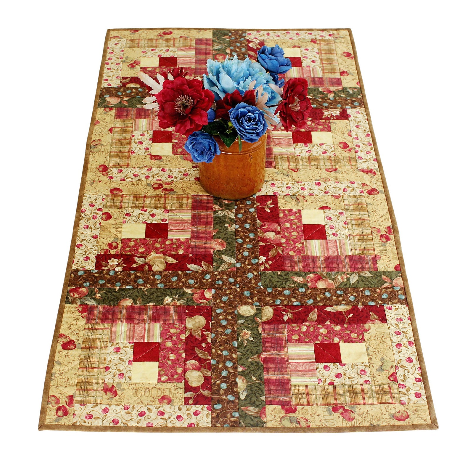 Quilted Log Cabin Table Runner, 42.25"x21.50" - Etsy