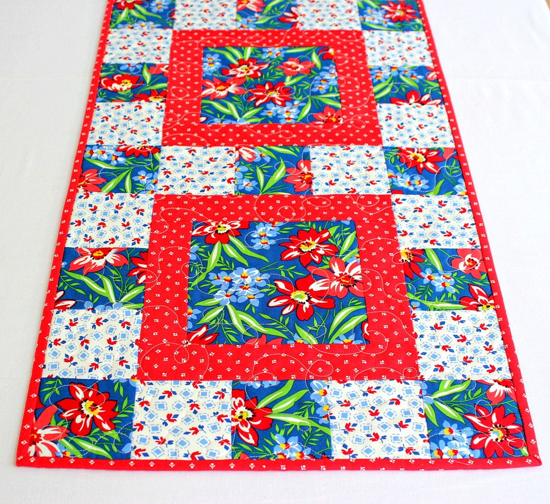 Quilted Table Runner, Blue Red Floral Table Quilt, 39.50"x15.50" - Etsy