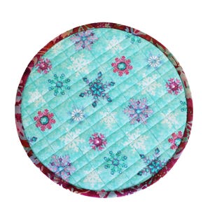 Quilted Round Trivet, Turquoise Hot Pad, 10.25" Diameter - Etsy