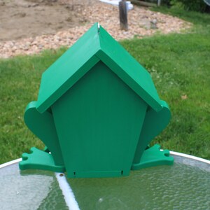 Large Frog Hanging Birdhouse - Wooden Frog Bird House - Etsy
