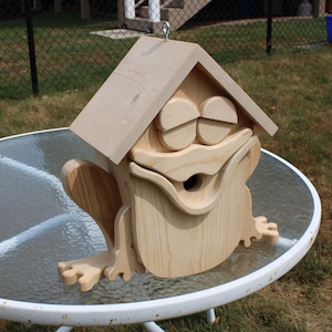 Large Frog Hanging Birdhouse - Wooden Frog Bird House - Etsy