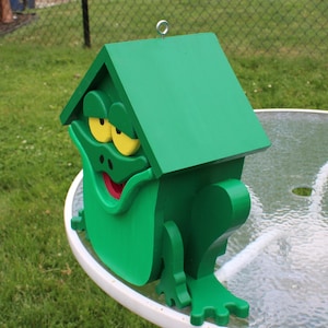 Large Frog Hanging Birdhouse - Wooden Frog Bird House - Etsy