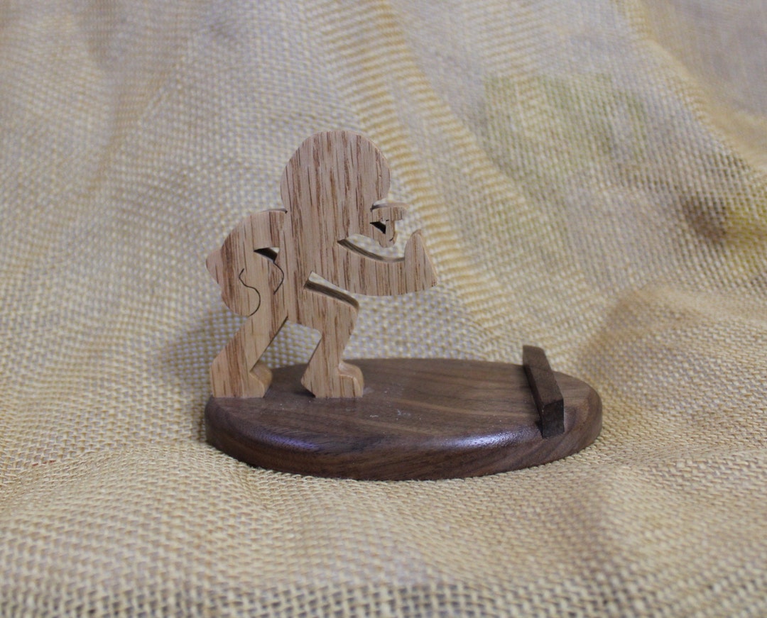 Player Cell Phone Stand in Walnut and Red Oak Hardwoods With Phone ...