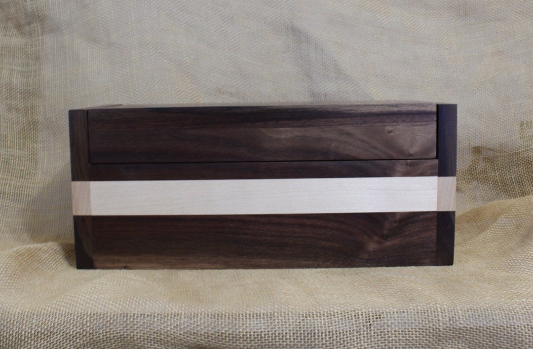 Double Recipe Box in Walnut and Maple With Stop Hinges Holds 4x6 Recipe ...