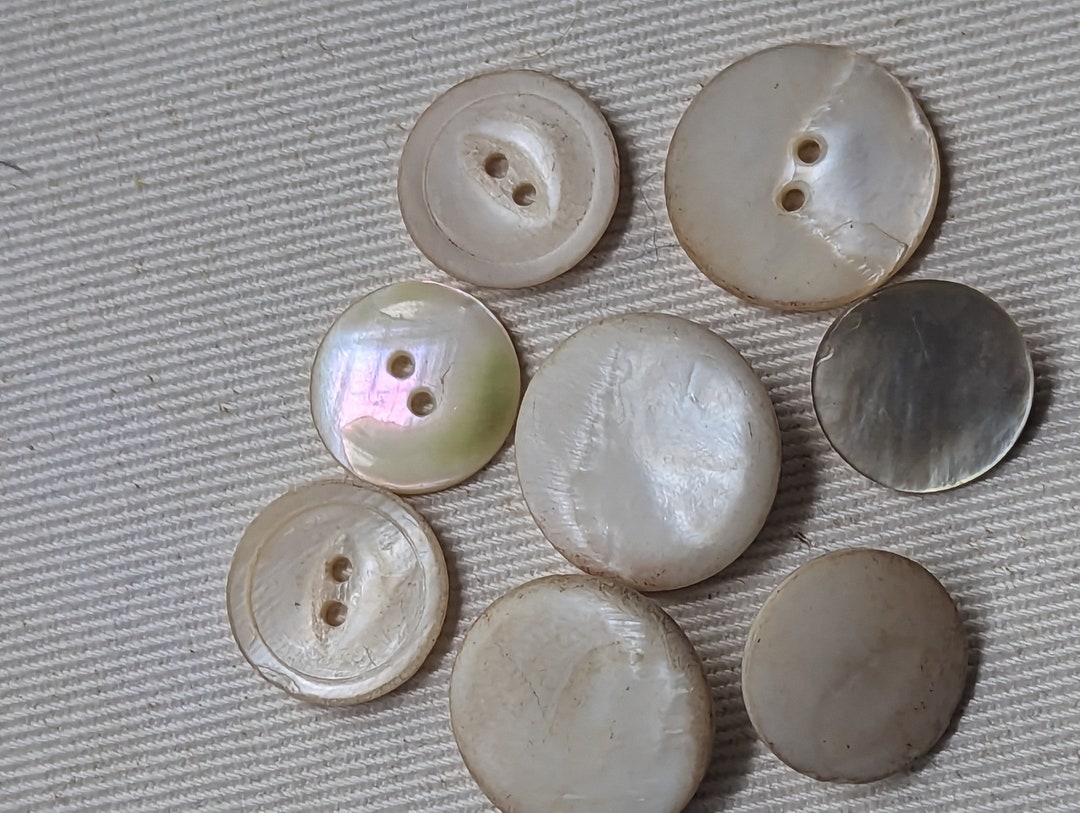 8pcs Vintage,antique Shell BUTTONS Mix// Self Shank,carved Mother of ...