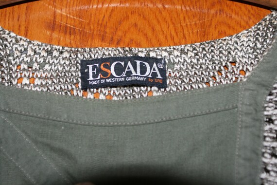 1990s Vintage ESCADA Oversized Army Green Zig-zag Cab… - Gem