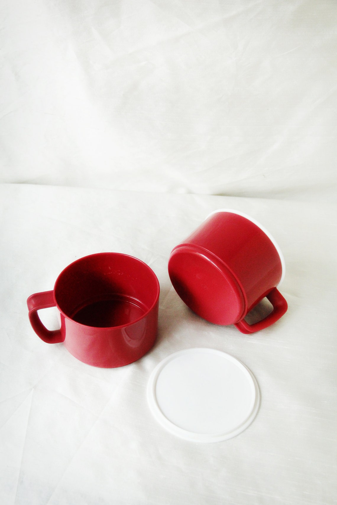 Pair Of Plastic Soup Cups With Lids Retro Camp Cups Red Etsy