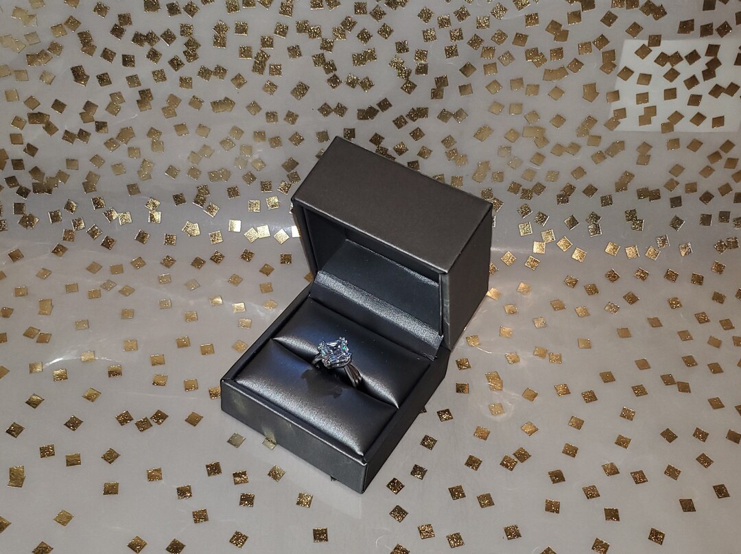 Steel Grey Leather Engagement Ring Gift Box Bridal Wedding Bands Double ...