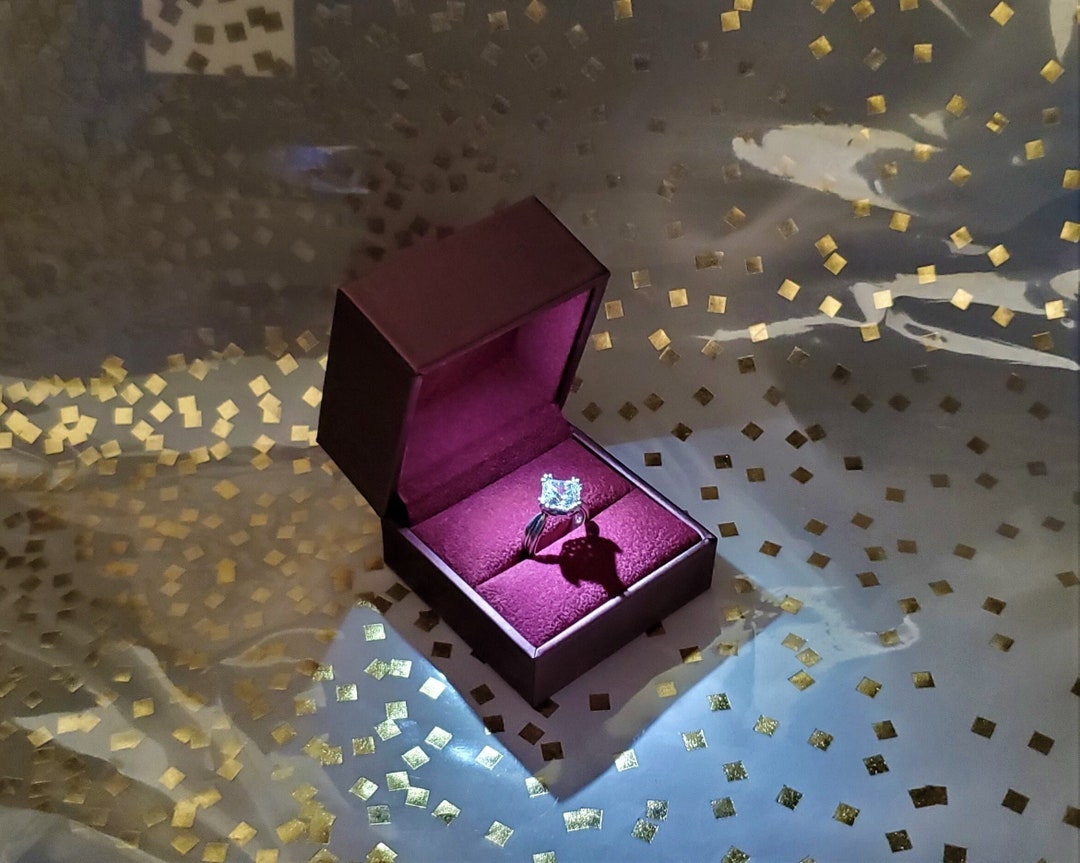 Purple Bridal LED Ring Box Leather Grain Luxurious Piano Finish Lighted ...