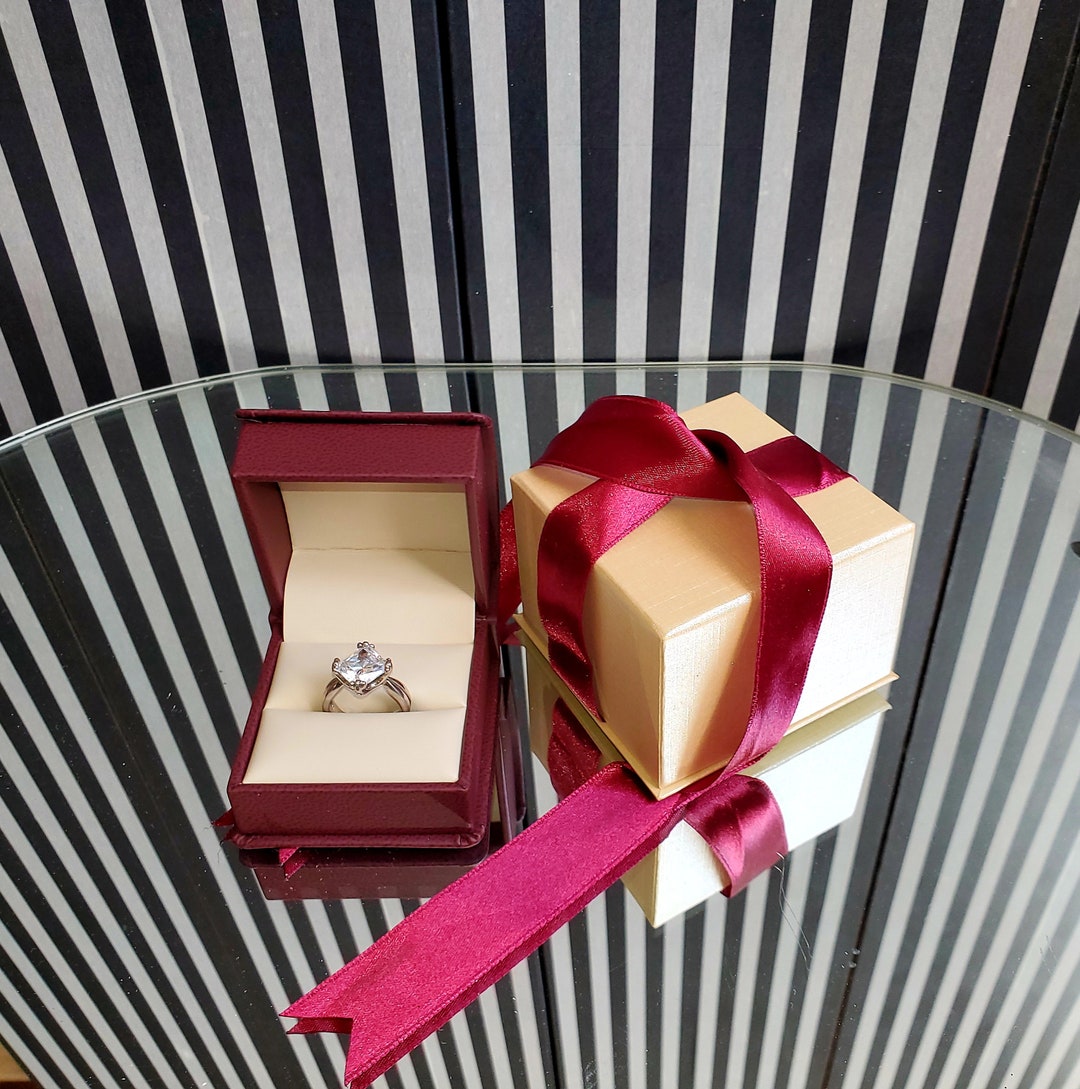 Fancy Bordeaux Wine Red Creme Engagement Ring Proposal Box White Satin ...