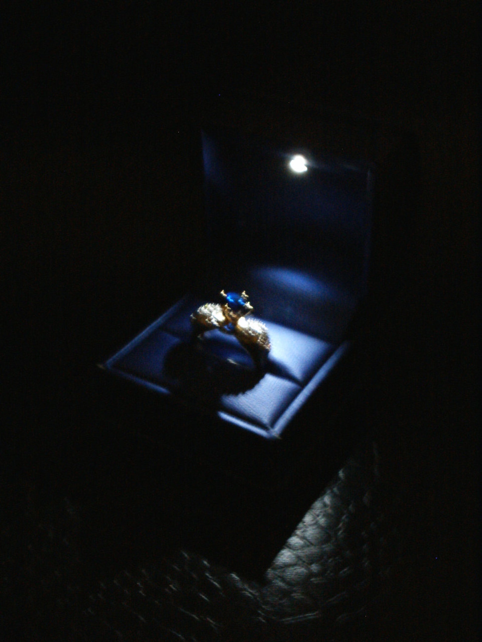 Fancy Blue LED Lighted Engagement Ring Box With Satin Ribbon Gift Box ...