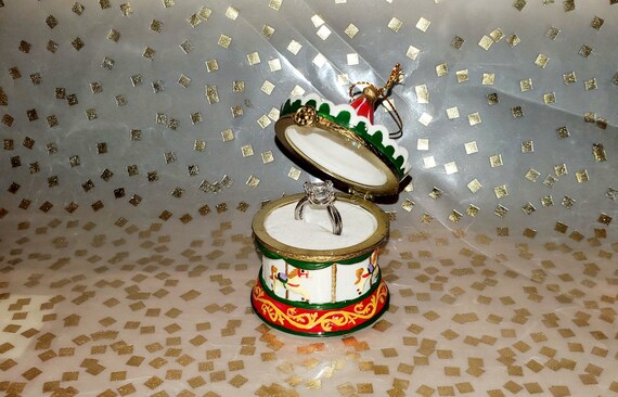 Merry Go Round Hinged Porcelain Christmas Ring Ornament - Etsy
