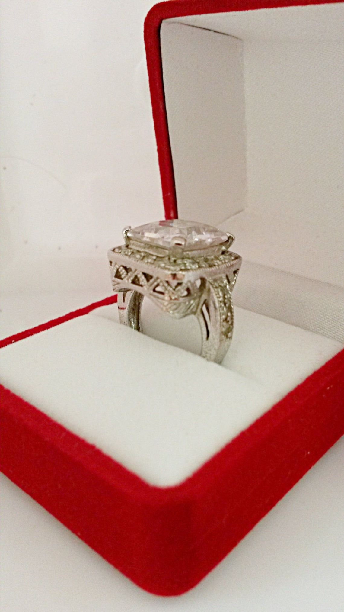 New Fancy Royal Red Velvet Engagement / Wedding / Promise Ring Gift Box ...