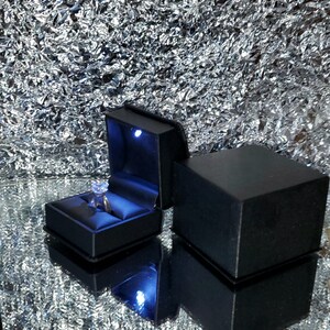 New Fancy Black Italian Leather LED Lighted Engagement Ring Box With ...