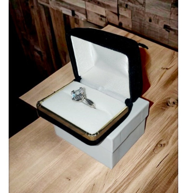 Slim Ring Box - Etsy