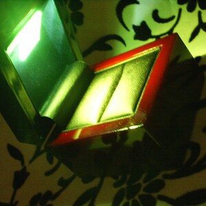 New Custom Made Green Lantern LED Ring Box Fancy Mahogany Wood Grain ...