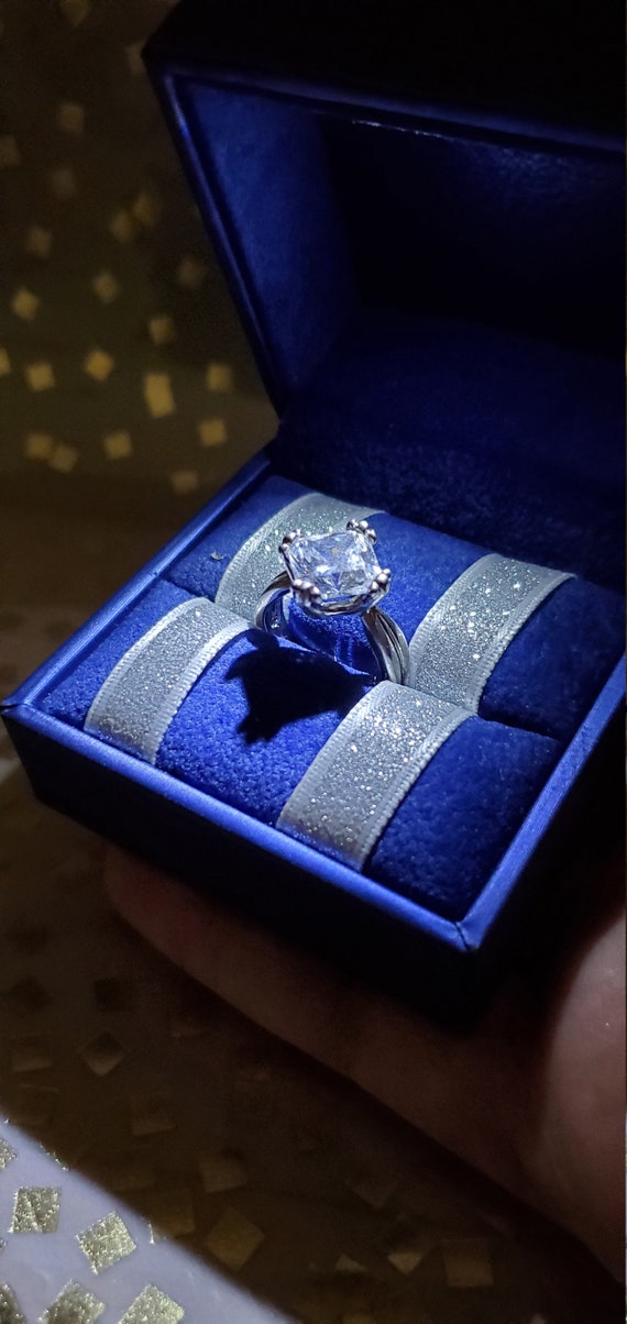 Royal Blue Lighted LED Engagement Ring Box / Illuminated Ring | Etsy