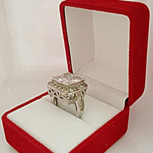 New Fancy Royal Red Velvet Engagement / Wedding / Promise Ring Gift Box ...