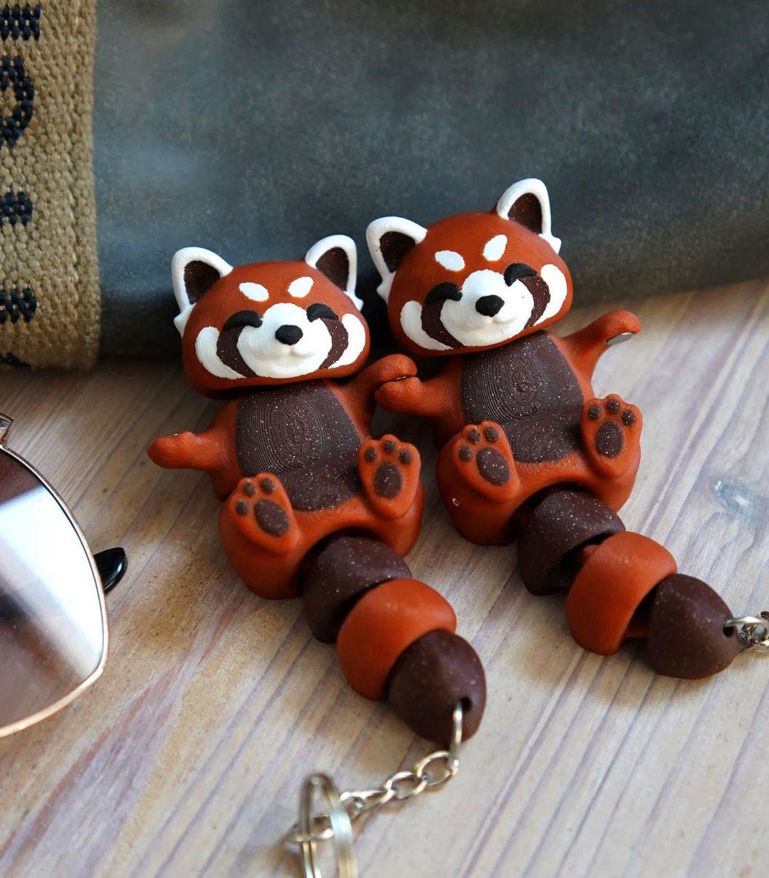 Ruby, the Red Panda - Magnetic Hand-holding Companion Animal Flexi Toy ...