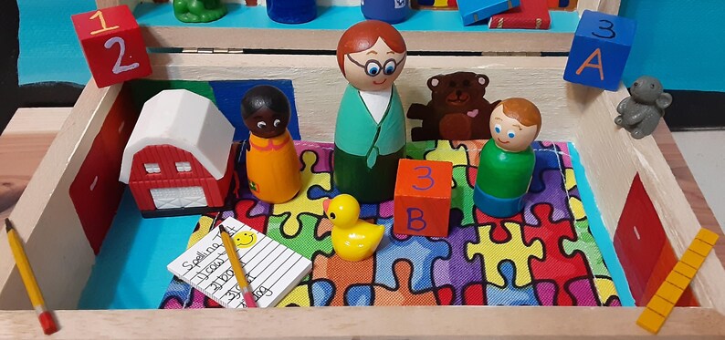 Classroom Colors - Kids Playset Custom Hand Painted Wooden Peg Dolls - Etsy