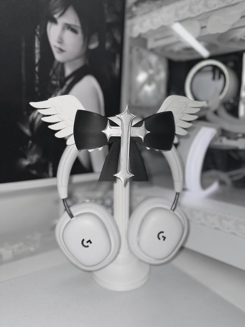 Gothic Angel Wing Headphone Stand: 3D Printed Desk Decor - Etsy Canada