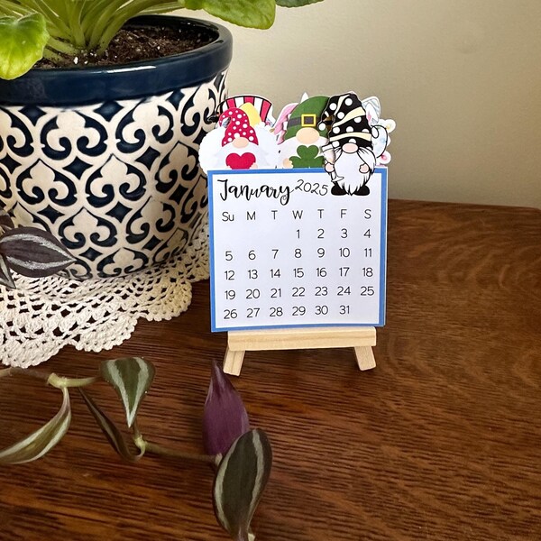 2025 Gnome Calendar - Etsy