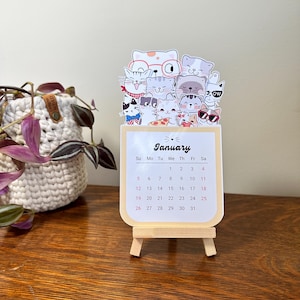 2025 Cat Calendar, Mini Desk Calendar, Month by Month Calendar, Easel ...