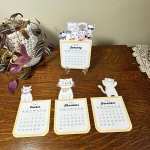 2025 Cat Calendar, Mini Desk Calendar, Month by Month Calendar, Easel ...