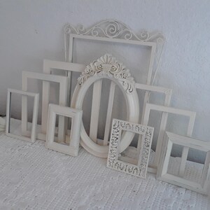 Antique off White Picture Frame Set up Cycled Vintage Photo Gallery ...