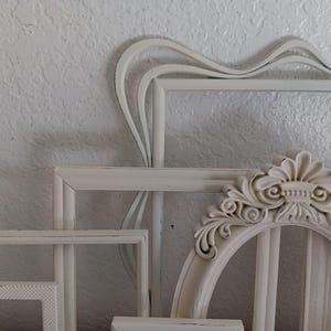 Antique off White Picture Frame Set up Cycled Vintage Photo Gallery ...
