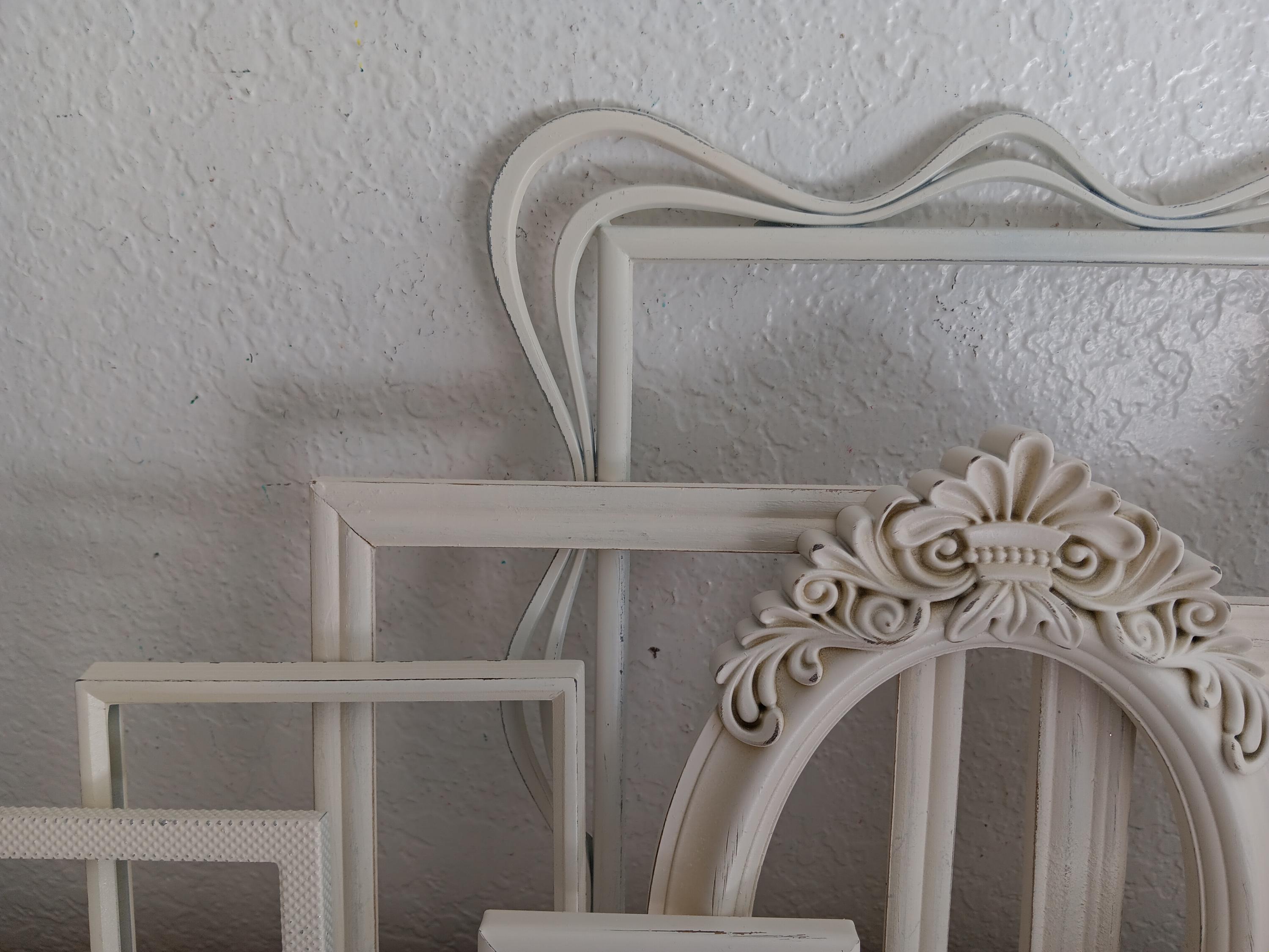 Antique off White Picture Frame Set up Cycled Vintage Photo Gallery ...