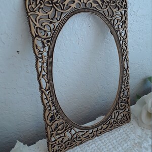 Vintage Ornate Gold Metal Picture Frame 5 X 7 Oval Photo Decoration Mid ...