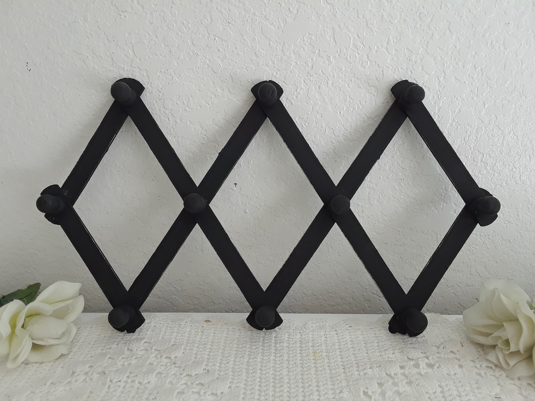 Black Accordion Peg Rack Rustic Distressed Wood Coffee Mug Wall Hanging ...