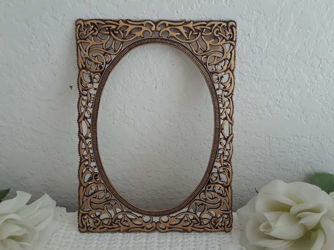 Vintage Ornate Gold Metal Picture Frame 5 X 7 Oval Photo Decoration Mid ...
