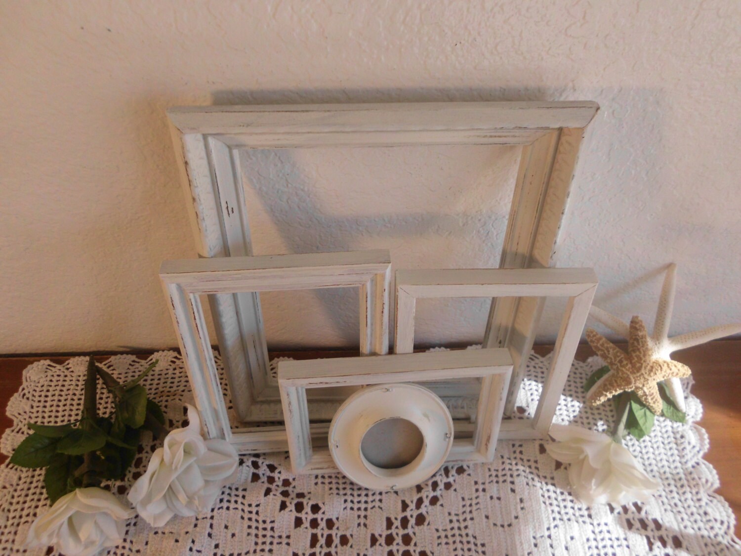 Off White Shabby Chic Oval Picture Frame Set up Cycled Vintage | Etsy