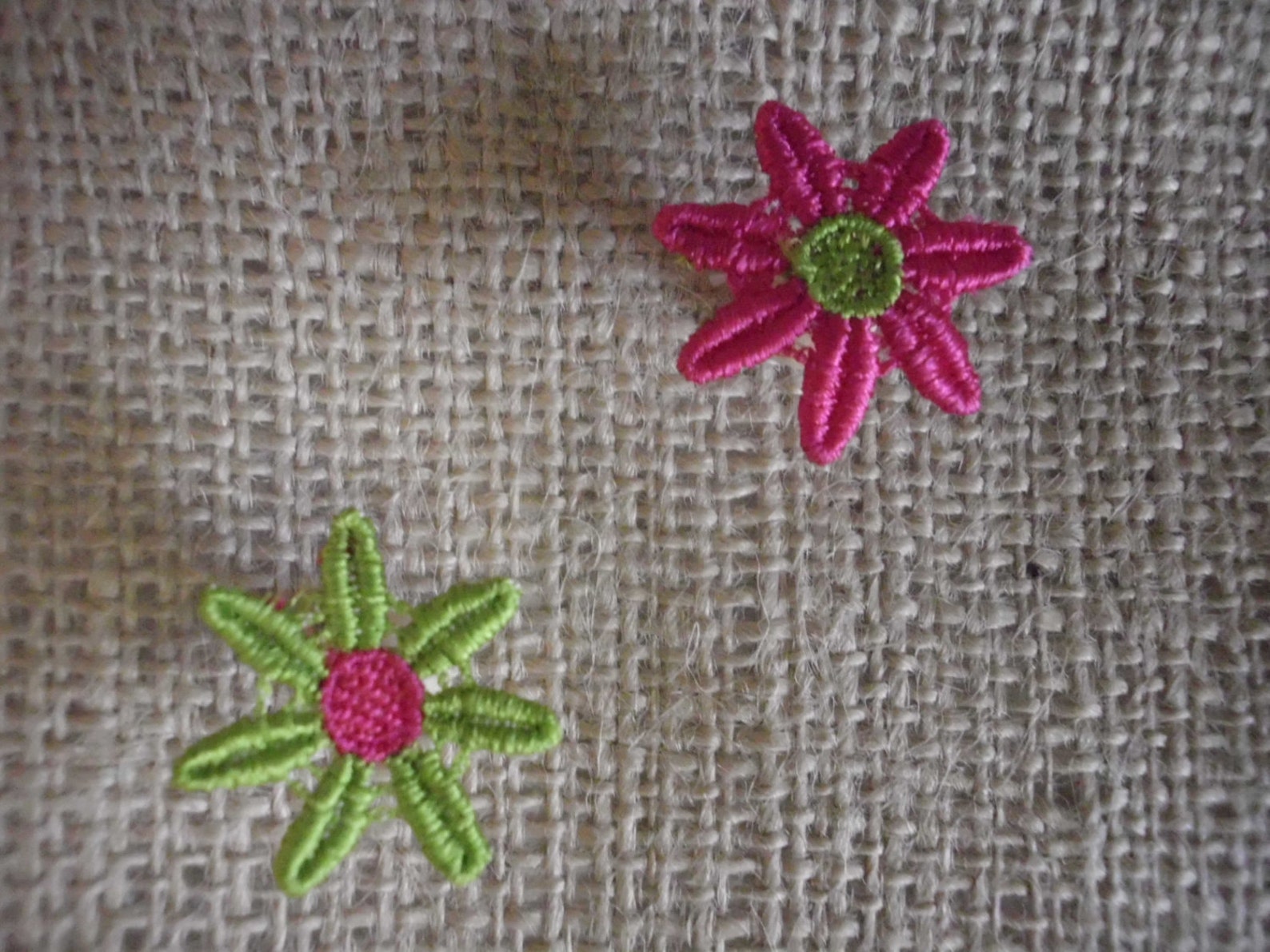 Beautiful Cute Summer Pink Green Flower Clothes Pin Bride Wedding ...