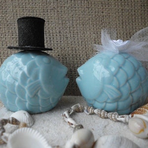 Beautiful Adorable Aqua Turquoise Blue Tropical Kissing Fish Ceramic ...