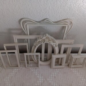 Antique off White Picture Frame Set up Cycled Vintage Photo Gallery ...